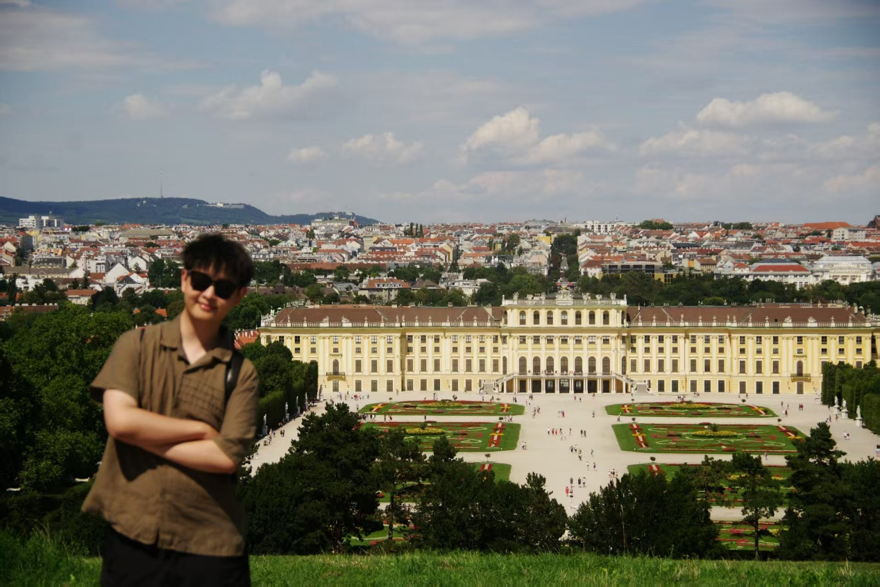 Jiaqi Li - Academic Homepage